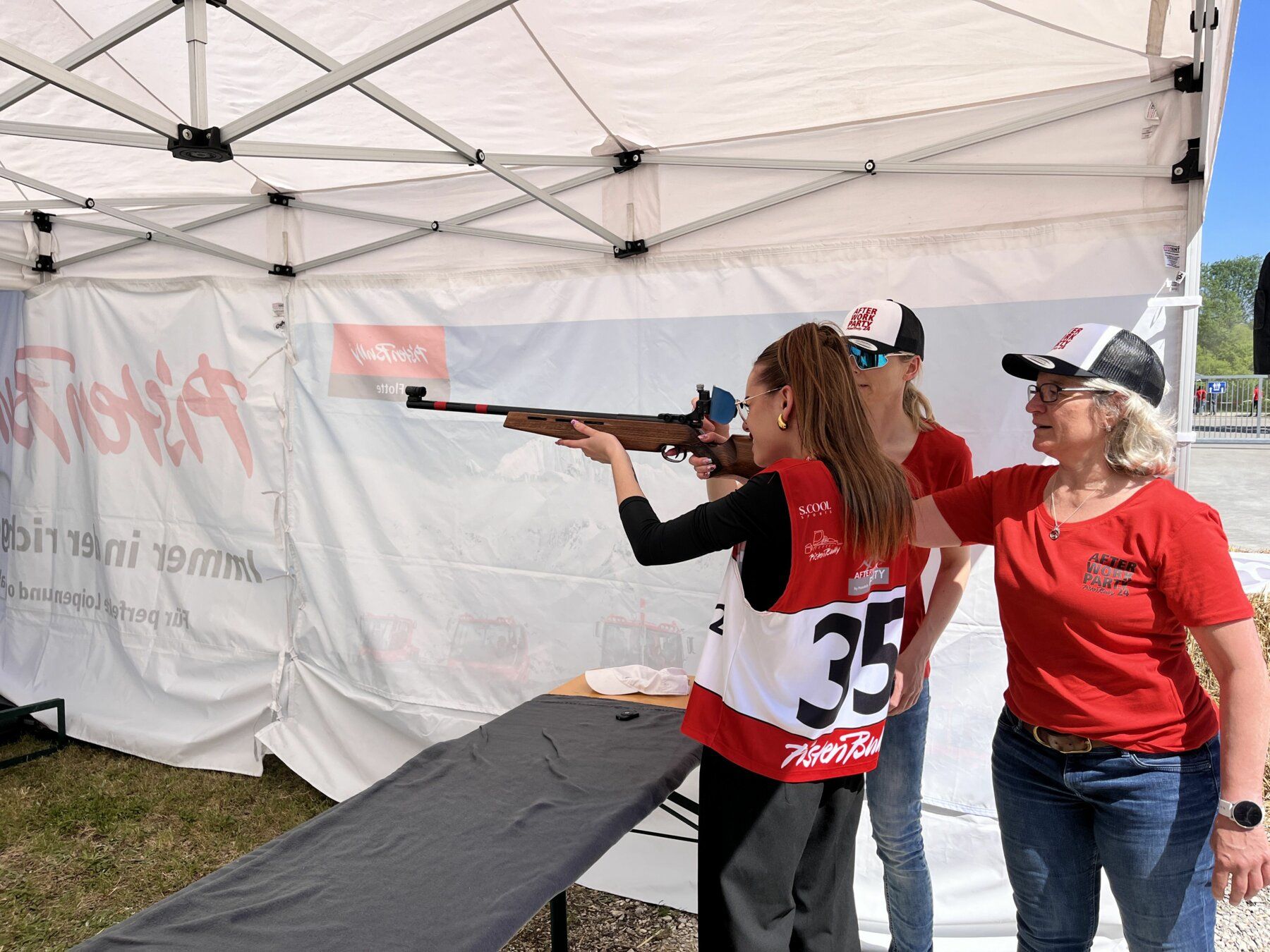 2024 PistenBully After-Work Party: - 2024 - News - Home - PistenBully