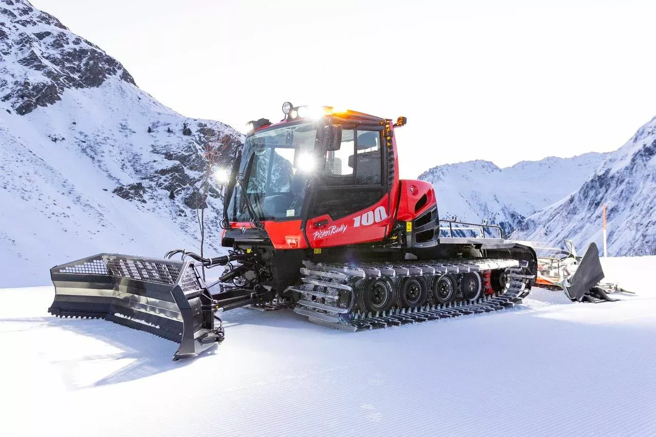 PistenBully 100