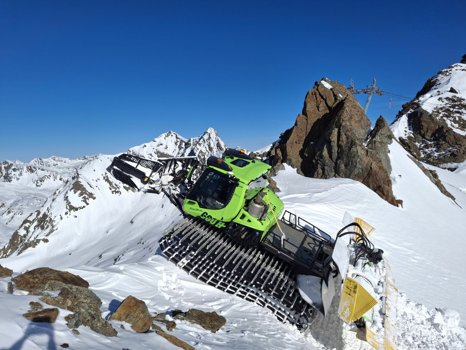 PistenBully 600 E+ in Sölden - PistenBully
