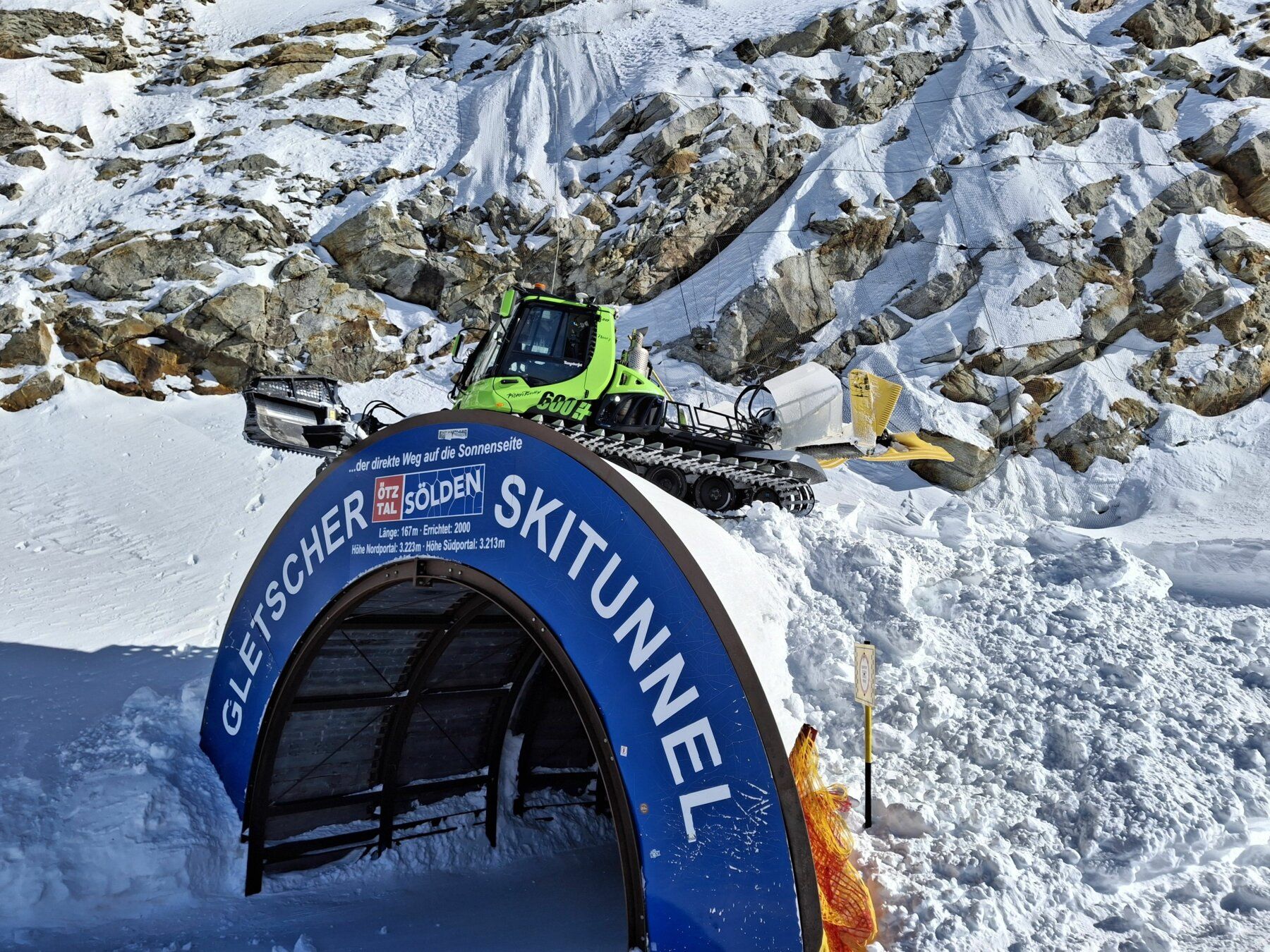 PistenBully 600 E+ in Sölden - PistenBully