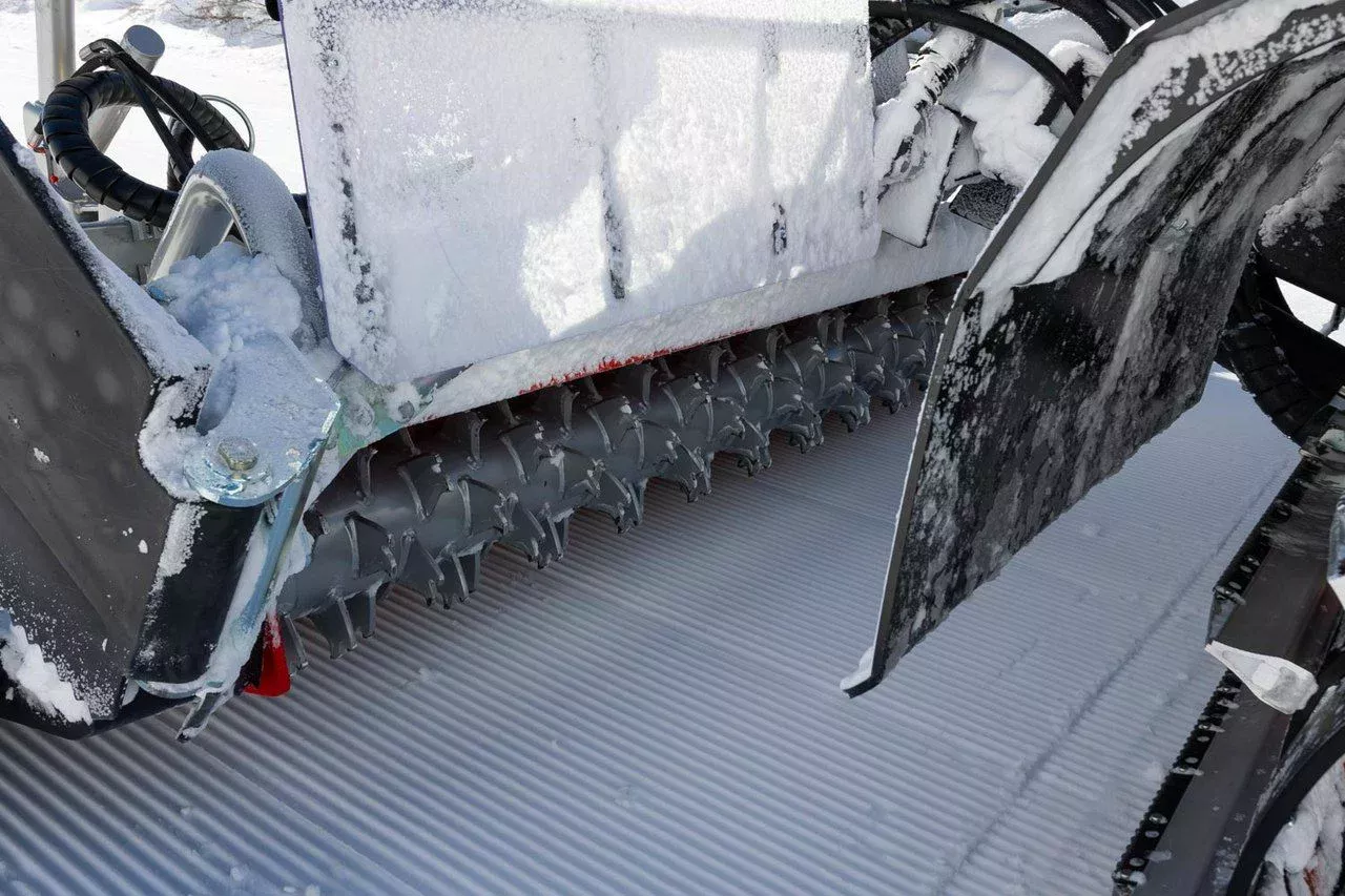 PistenBully 100